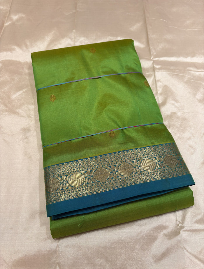 Vibrant Parrot Green Pure Kanchipuram Silk Saree With Ocean Blue Contr